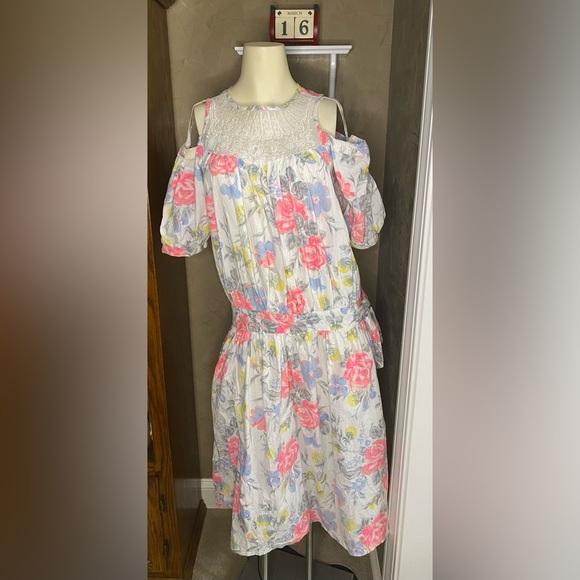 Starina | Dresses | Vintage Starina Draped Sleeve Cold Shoulder Floral ...
